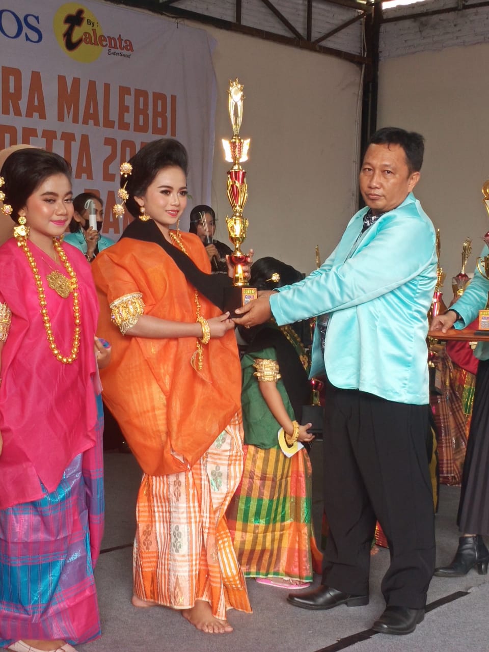 Askin dan Dhea Terpilih Kallolo Mageretta dan Anadara Malebbi ...